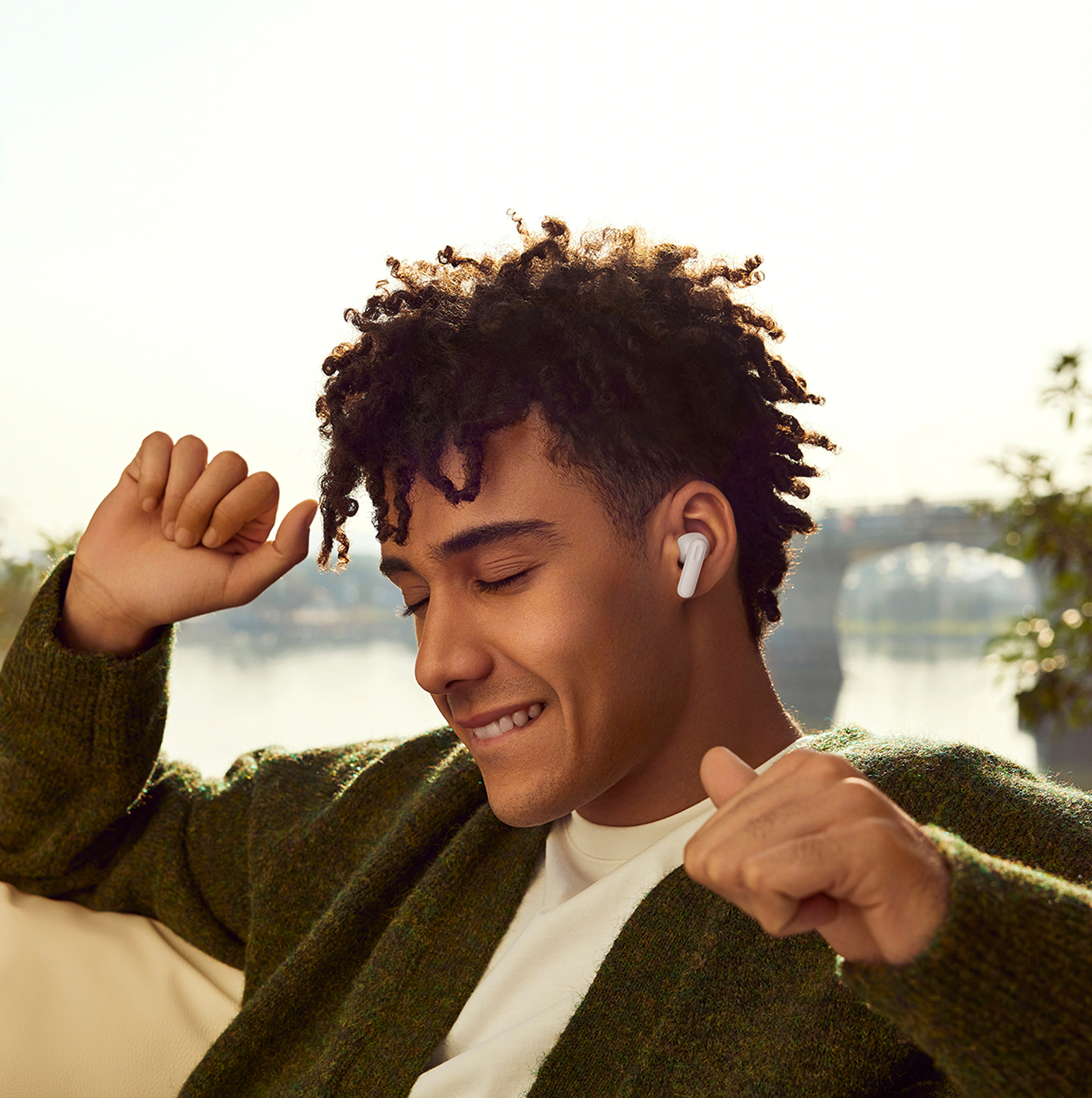 OPPO Enco Buds3 Pro - Wireless Earbuds | OPPO Global